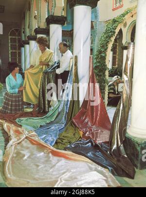 SYRIA Photo Date: 1960 -? -? FILE A couple sit at a table which is ...