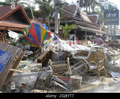 Exclusive pictures showing the same spots in Phuket, Thailand the 26-27 ...