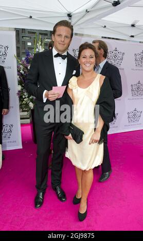 Emma Pernald, girlfriend of Swedish Prince Carl Philip at the wedding ...