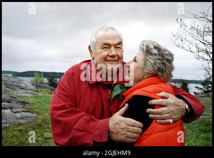 Swedish heavyweight boxing champion Ingemar Johansson and wife Birgit ...