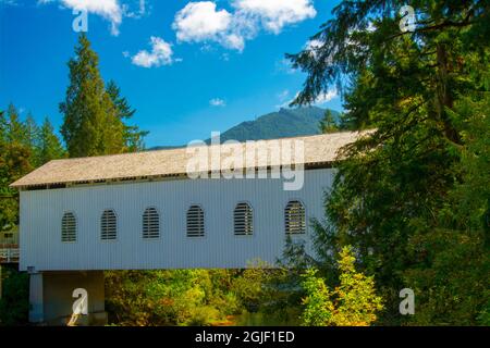 Dorena Bridge, Cottage Grove, Oregon, USA Stock Photo - Alamy