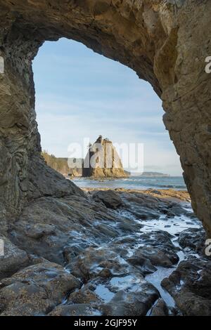 Split Rock Rialto Beach, Olympic National Park, Washington State Stock ...