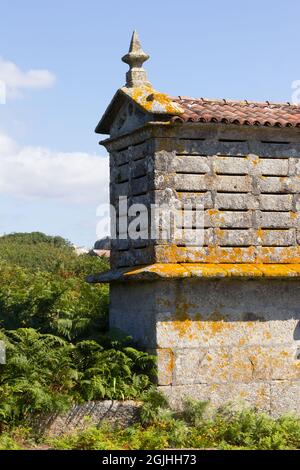 Building raised off the ground to store grain and prevent humidity and ...