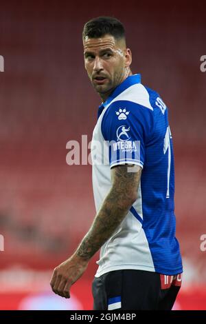 Edgar Mendez of Deportivo Alaves during the La Liga Santander match ...