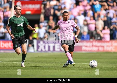 Liam Palmer of Sheffield Wednesday passes the ball during the Sky Bet ...