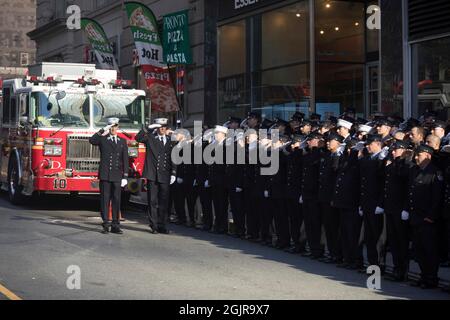 9 11 ladder company 10 engine number ground zero september eleven ...
