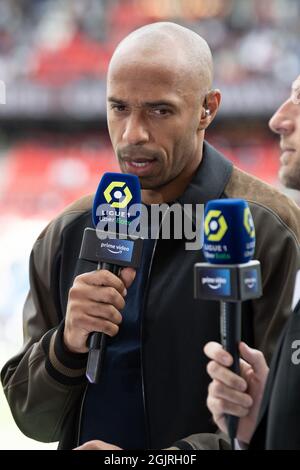 Thierry HENRY with an Amazon Prime Video microphone during the French ...