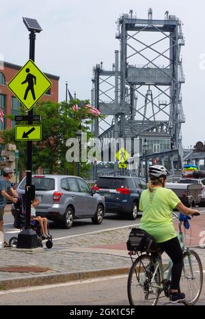 The World War I Memorial drawbridge that carries U.S. Route 1 across ...