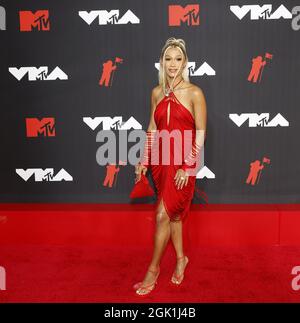 BIA arrives at the MTV Video Music Awards at Barclays Center on Sunday ...