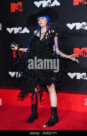 Ashnikko at the 2021 MTV Video Music Awards held at Barclays Center on ...