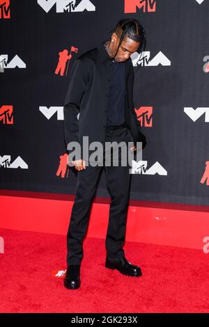 Travis Scott walking on the red carpet at the 2021 MTV Video Music ...