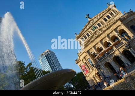 Lucae-Brunnen, Alte Oper, Opernplatz, Frankfurt am Main, Hessen ...