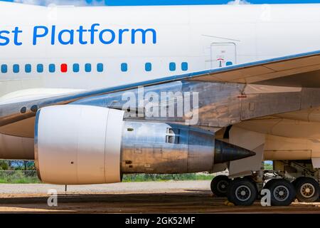 GENERAL ELECTRIC PROPULSION TEST PLATFORM BOEING 747-100 N747GE Stock ...