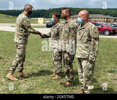 Michigan Army National Guard (MIARNG) Best Warrior competitors board a ...