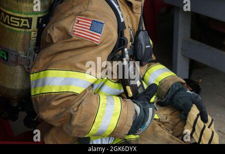 Soldiers from the 192nd Firefighter Detachment, 228th Engineer Company ...
