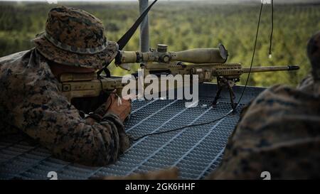 Mk.13 MOD 5 sniper rifle Stock Photo - Alamy