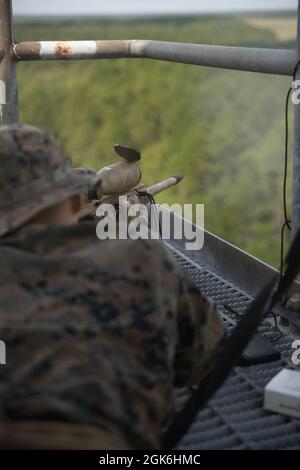 Mk.13 MOD 5 sniper rifle Stock Photo - Alamy