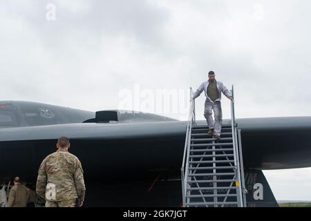 Senior Airman Kyaime Rolle, a crew chief with the 509th Aircraft ...