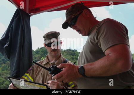 Command in Fire and Rescue Services Fire Incident Commander hi-vis ...