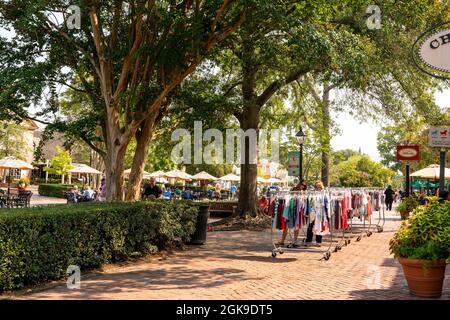 Williamsburg, Virginia, USA - September 12, 2021: Street scene from ...