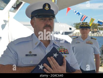 Senior Chief Petty Officer Jeremy Carroll, an aviation survival ...