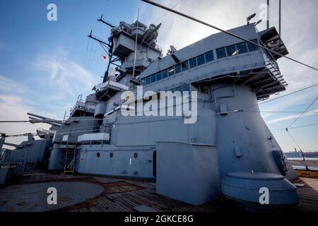 A view from the superstructure as the battleship USS IOWA (BB-61 ...