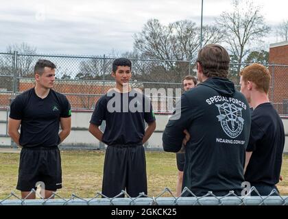 Sgt. 1st Class Charlie Stetson, a North Carolina Army National Guard ...