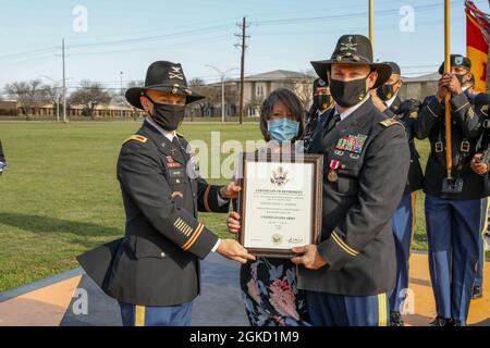 Col. Neil Snyder, 1st Cavalry Division Artillery commander and Command ...