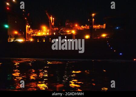 USNS Carl Brashear (T-AKE 7) Conducts an Underway Replenishment with ...