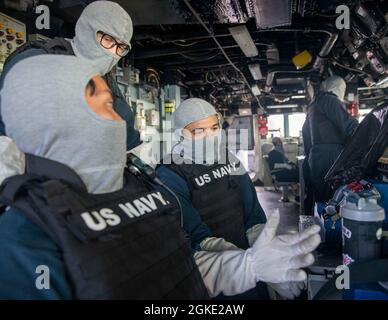25 mm, Guided-Missile Destroyer, Gulf of Aden, Machine gun, mk 38, U.S ...