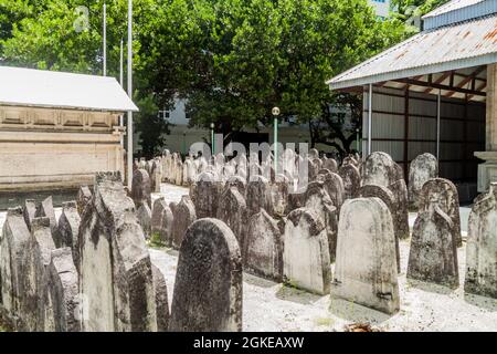 Cemetery of Old Friday Mosque Hukuru Miskiiy in Male, Maldives Stock ...
