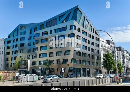 Sapphire residential building by Daniel Libeskind, Chausseestrasse ...