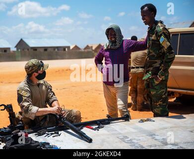 U.S. forces assist with maintenance and repair on the Danab Brigade’s ...