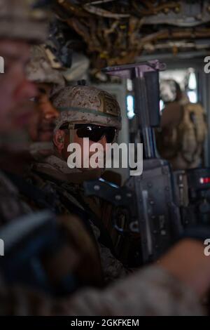 A Marine with the Advanced Machine Gunner Course, Advanced Infantry ...