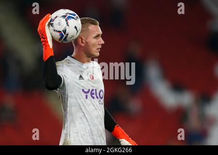 Robin Olsen #1 of Sheffield United warms up before the game Stock Photo ...