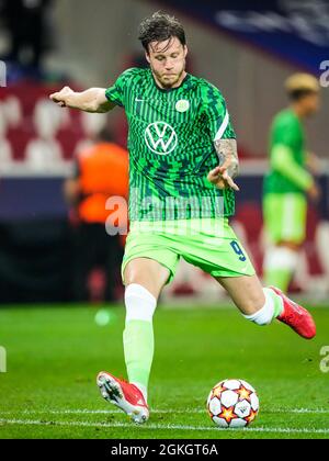 LILLE, FRANCE - SEPTEMBER 14: Wout Weghorst of VfL Wolfsburg during the ...