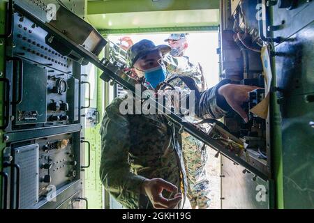 Tropospheric Scatter Microwave Radio Terminal, or the AN/TRC-170, is ...