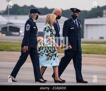Command Sgt. Maj. John Dobbins, command sergeant major, US Army ...