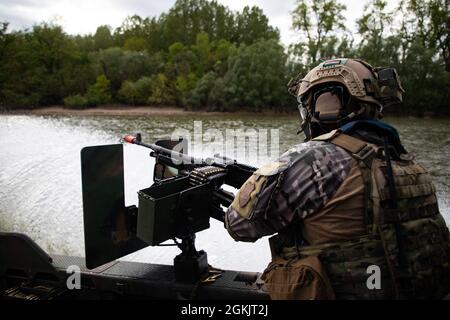 A Hungarian Special Operations Forces operator and a Naval Special ...