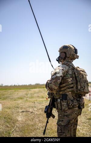 A Hungarian Special Operations Forces operator and a Naval Special ...