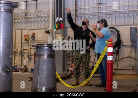 SILVERDALE, Wash. (May 17, 2021) Capt. Robert Figgs, Commanding Officer ...