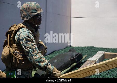 U.S. Marines with 8th Communication Battalion, II MEF Information Group ...