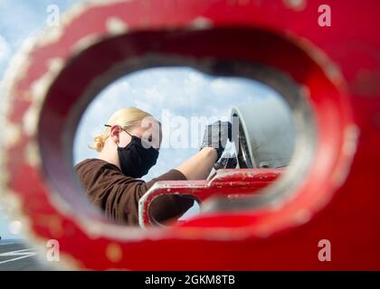 USS Henry R Mallory Stock Photo - Alamy