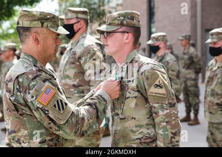 Maj. Gen. Sean Bernabe, senior commander, 1st Armored Division and Fort ...
