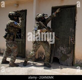 Greek Special Operations Forces conduct vehicle interdiction training ...
