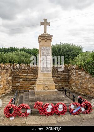 The war memorial, Duston, Northamptonshire, England, UK Stock Photo - Alamy