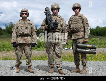 Army Spc. Matthew Veysey, left, and Pvt. Dawson Peterson, both ...