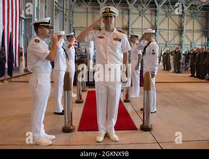 ceremony, Change of Command, patrol squadron 5, VP-5 Stock Photo - Alamy