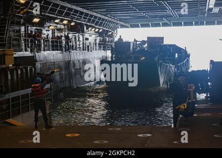 USS New Orleans LCU Stock Photo - Alamy