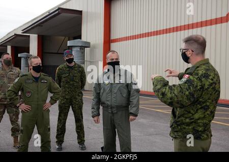 Commander of the Canadian Joint Operations Command (CJOC) Vice-Admiral ...